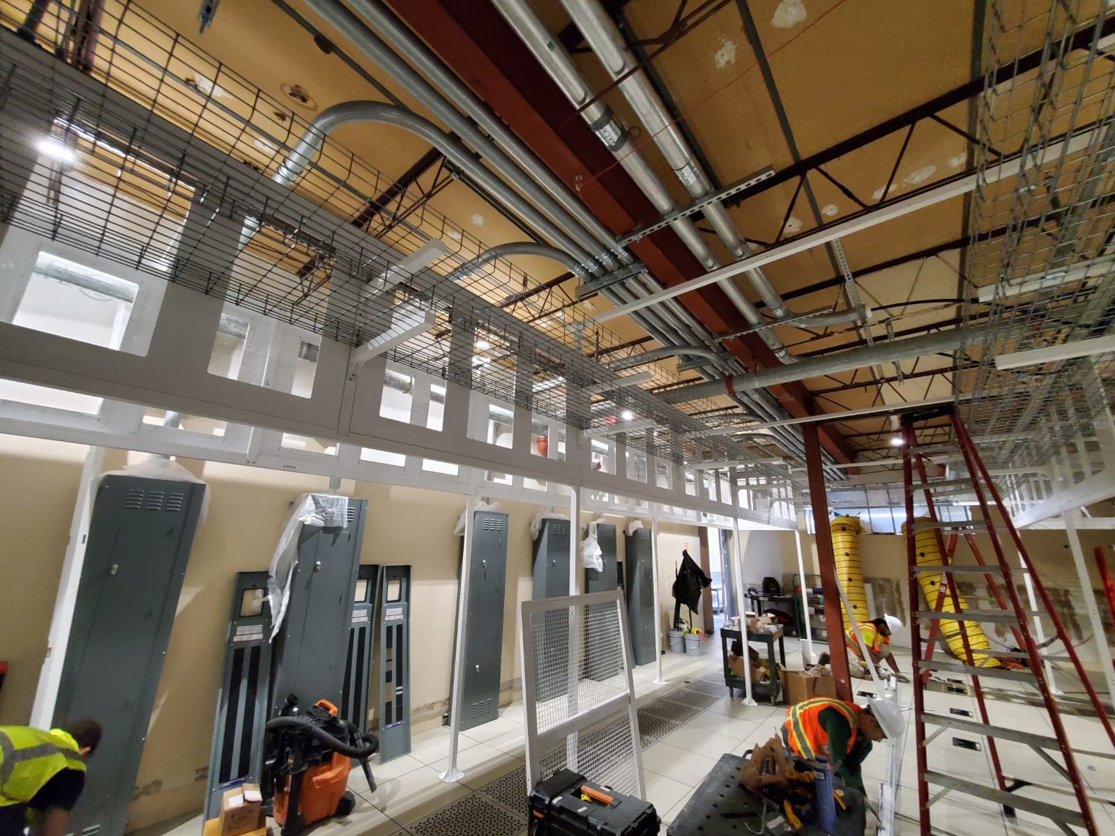 Hot and Cold Aisle Containment - Critical Site Construction